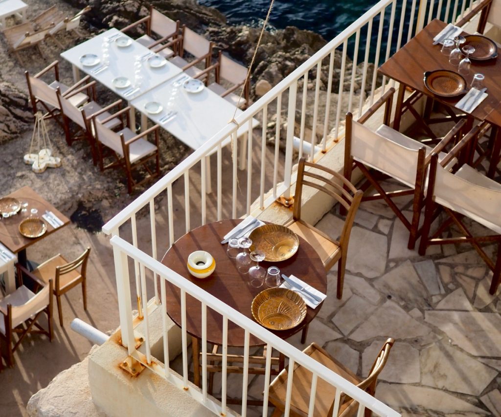 Restaurant – Tuba Club